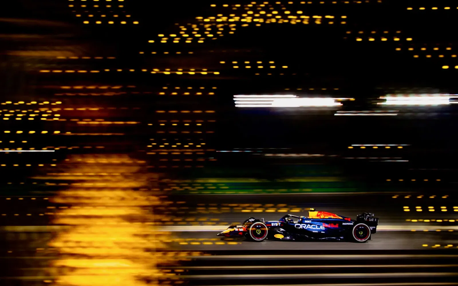 Interview: Kym Illman, F1 Photographer - CarSauce Feature